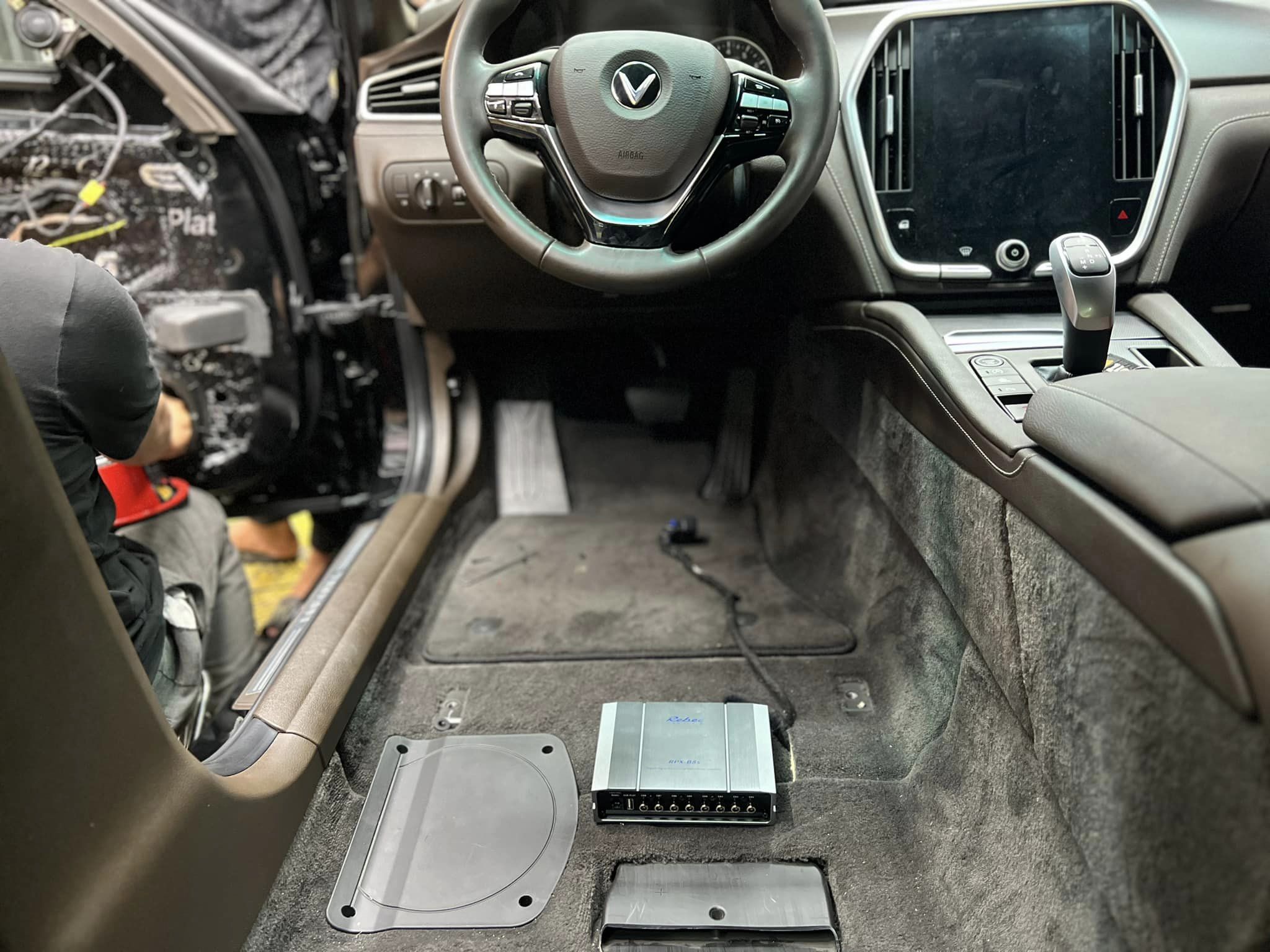 Âm Ly ô Tô Liền DSP Rebec B8S - Cường Thịnh Auto - Nội Thất, đồ Chơi, Phụ Kiện Xe Hơi Uy Tín Và ...